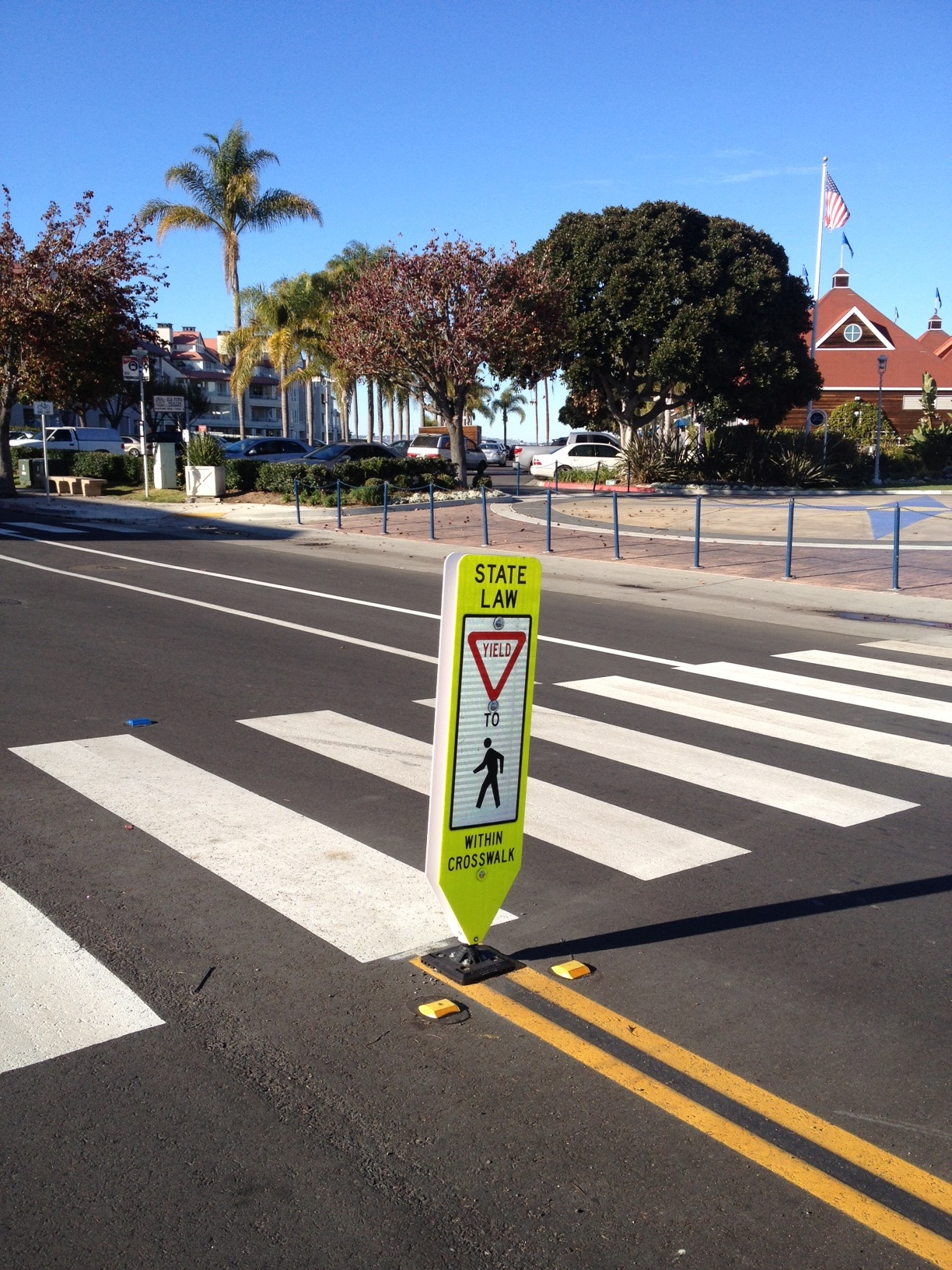 Pedestrian Safety Solutions | Visi Flash Rentals Eastern Inc.